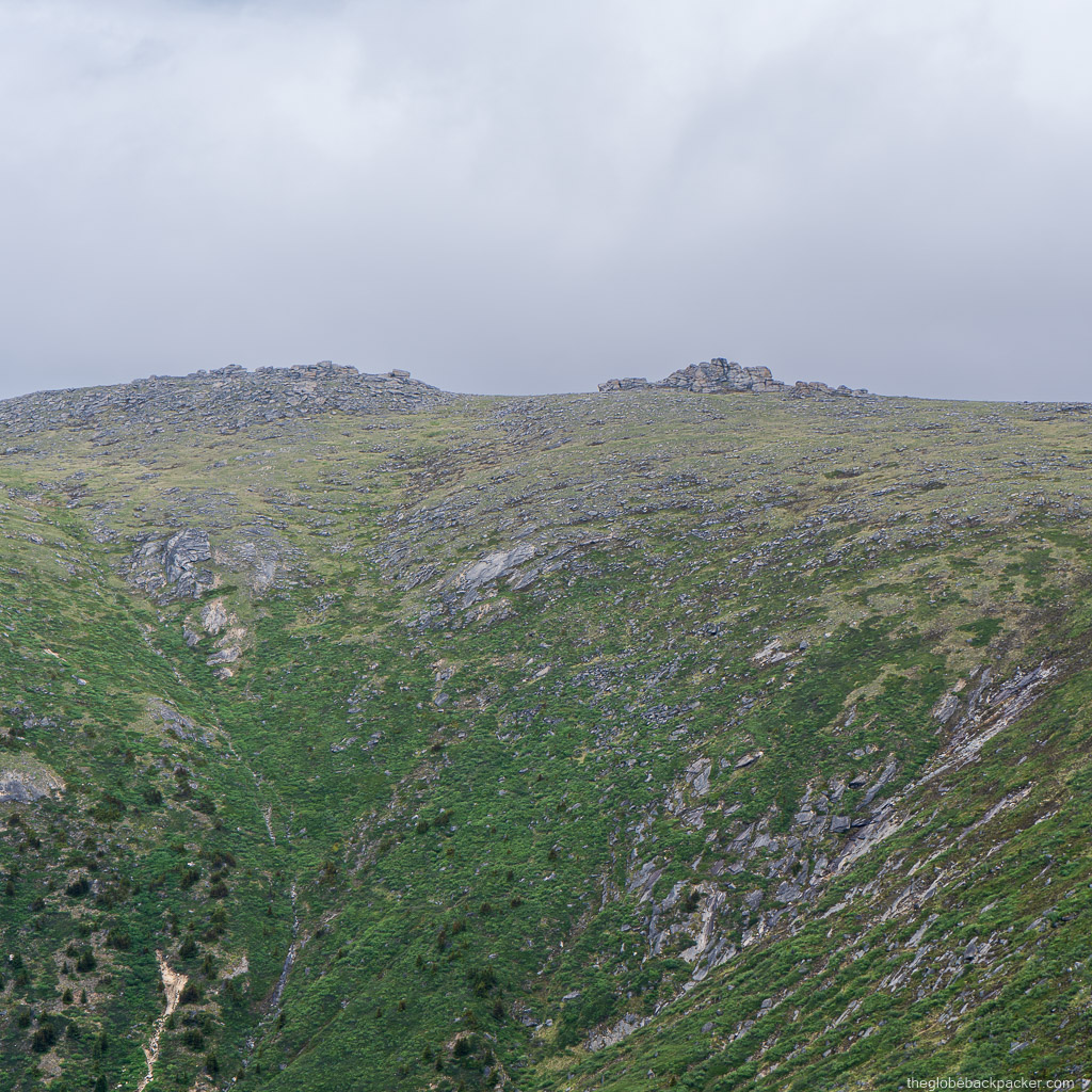 Hiking the Tors in Yukon – The Globe Backpacker
